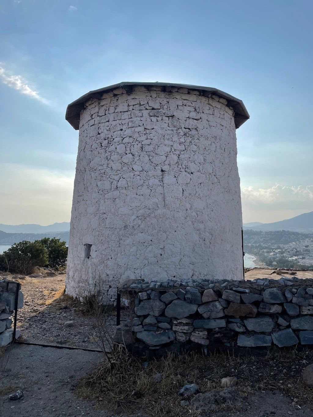 Entdecke die Windmühlen von Bodrum: Ein Symbol der Ägäischen Küste 2024 ...